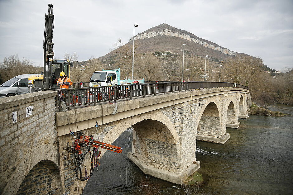 Voie cyclable : début des travaux au Pont de Cureplat - Communauté de Communes Millau Grands Causses